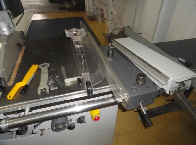 Circular de formatizat second-hand